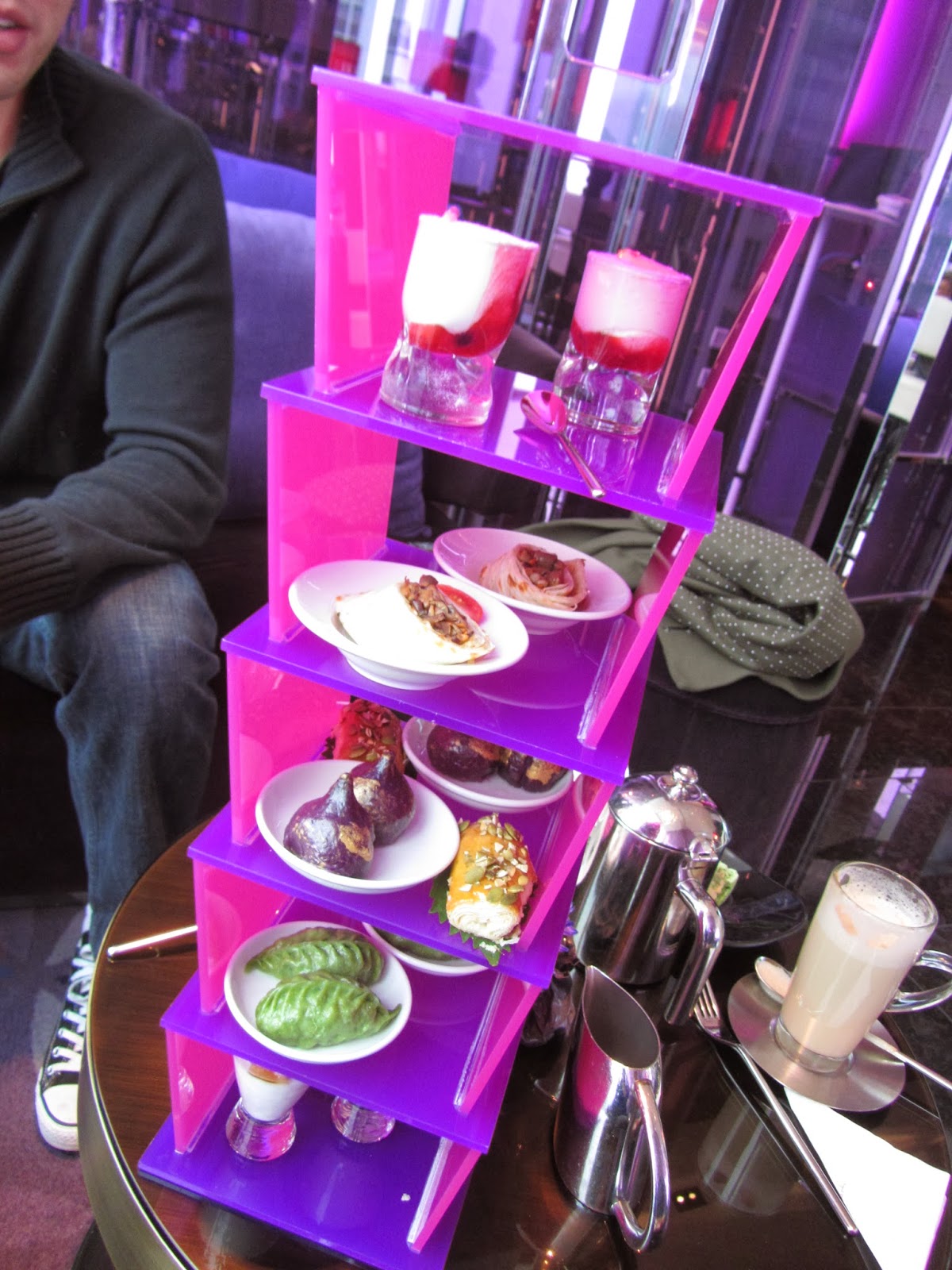 COCOBELLA BALLERINA: YEN BAR @ THE W TAIPEI