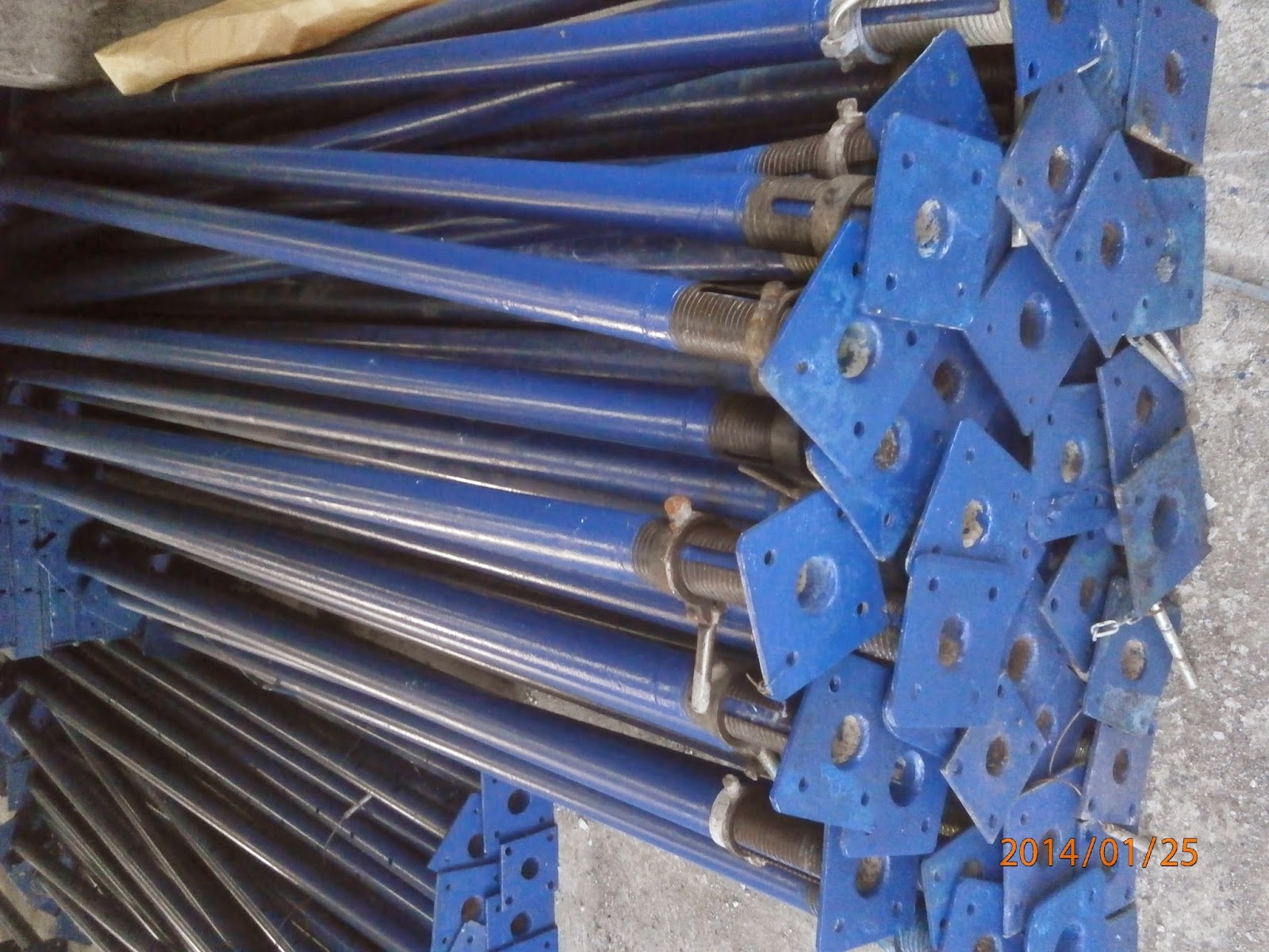 Scaffolding and Formworks for Building Construction: 2014