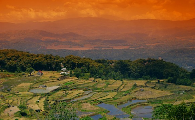 Batutumonga: Menyaksikan Keindahan Bentang Alam Toraja dari Ketinggian ...