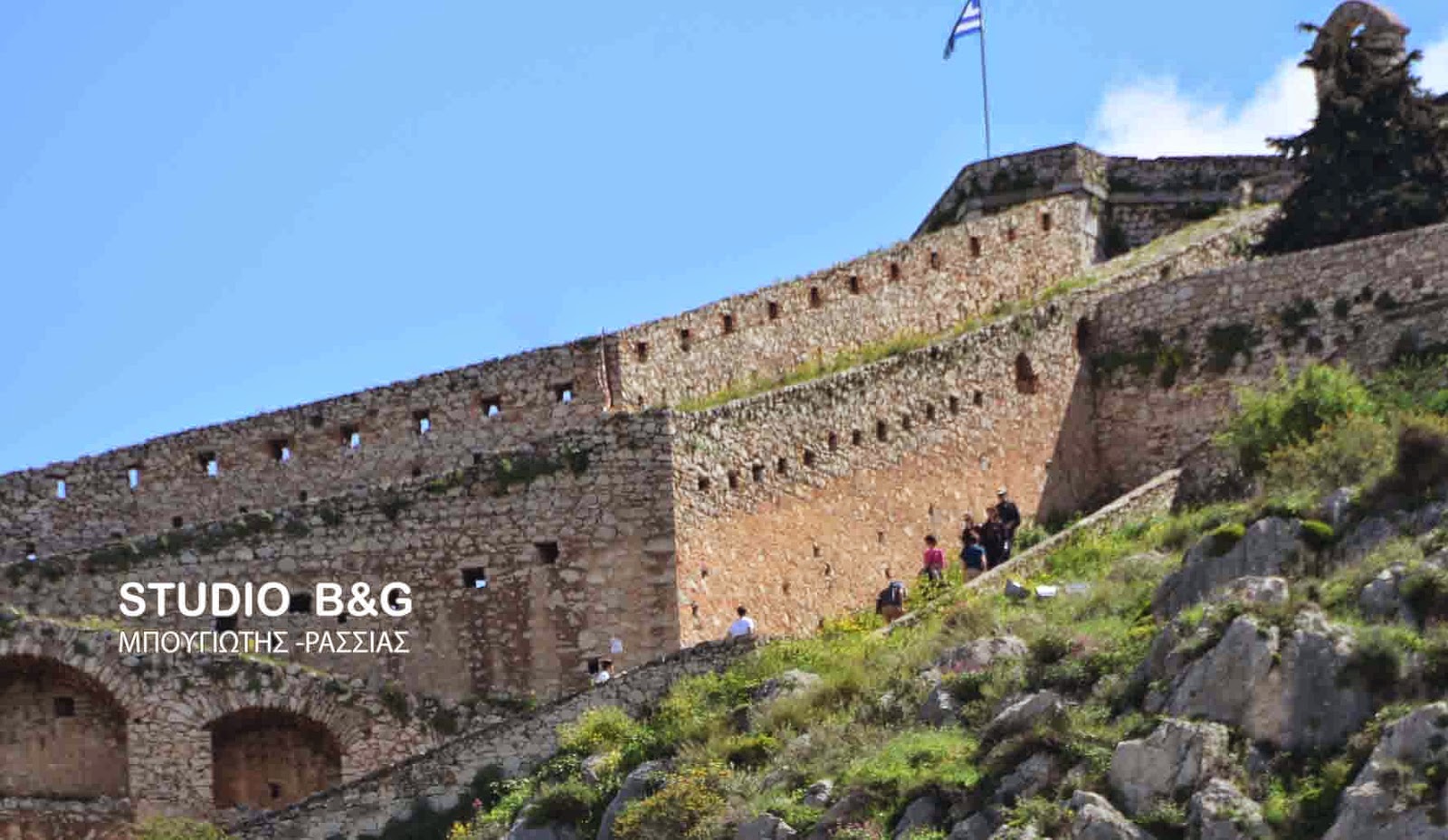 Φωτογραφία: ΝΑΥΠΛΙΟ: ΑΝΟΙΞΕ ΚΑΙ ΠΑΛΙ Η ΕΙΣΟΔΟΣ ΤΟΥ ΠΑΛΑΜΗΔΙΟΥ ΑΠΟ ΤΑ ...