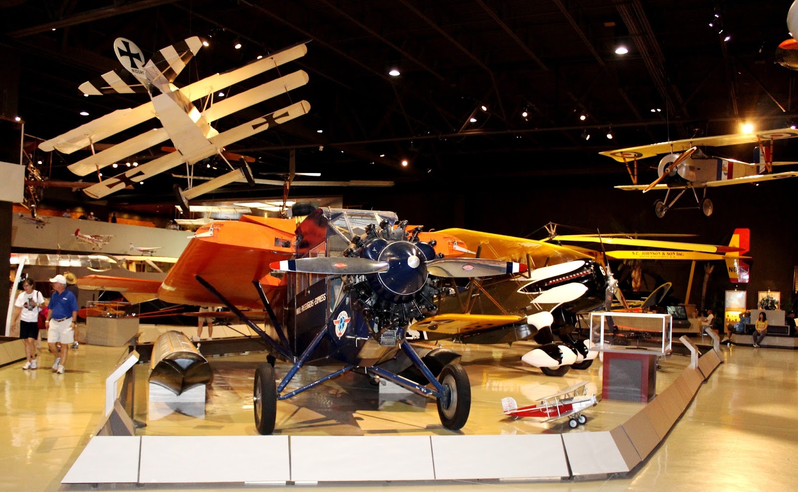 The Aero Experience: EAA AirVenture Oshkosh 2014: The EAA AirVenture Museum