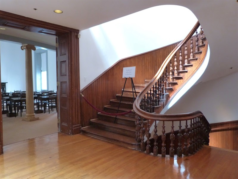 Retired and Lovin' It: OLD STATE HOUSE MUSEUM and ARKANSAS HISTORIC MUSEUM