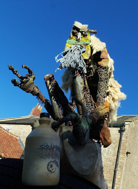 SCRAPTORS SCULPTURE GROUP: August 2011