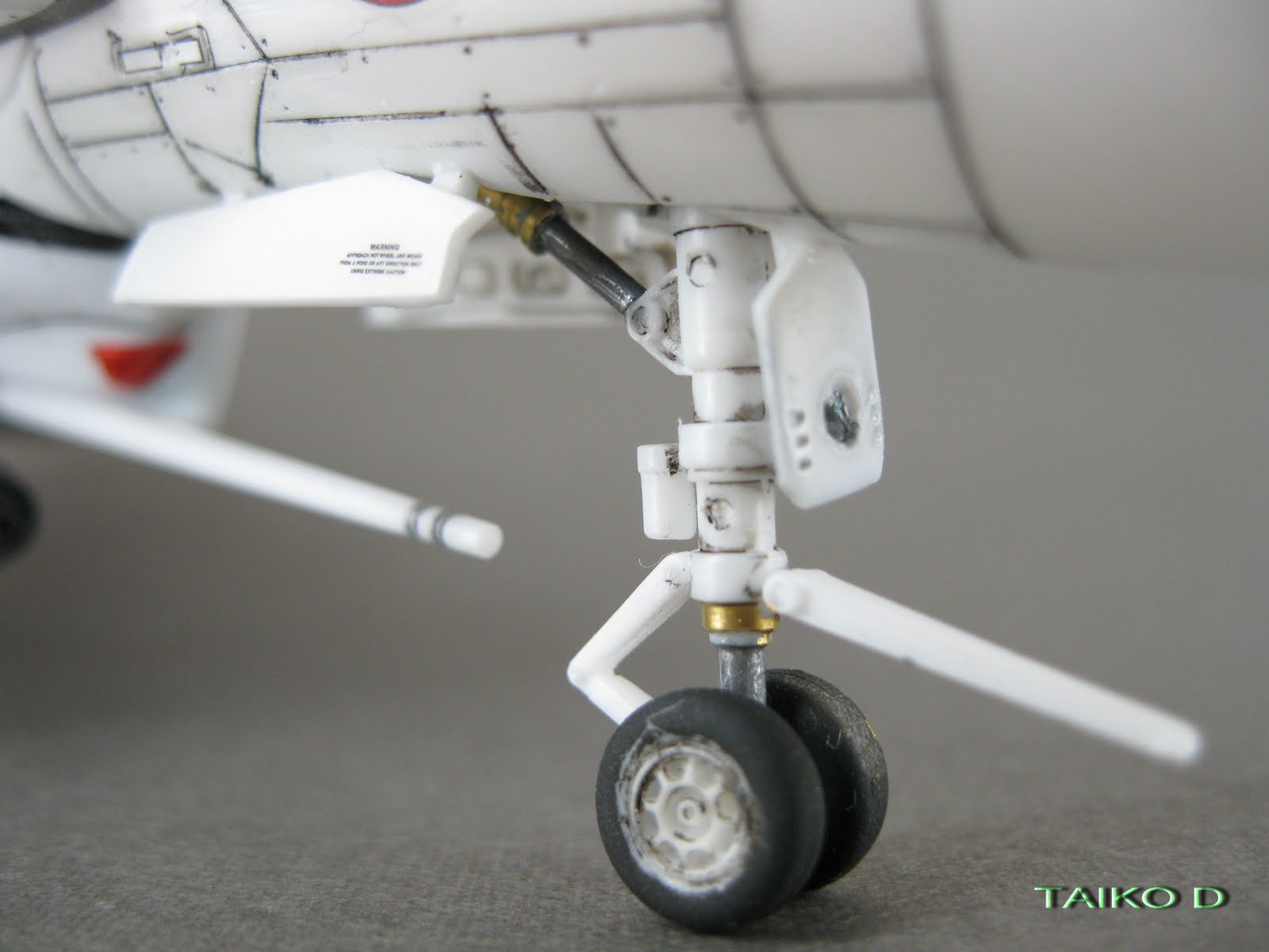 TOY ADDICT ZONE: MACROSS ZERO : 1/72 VF-0B