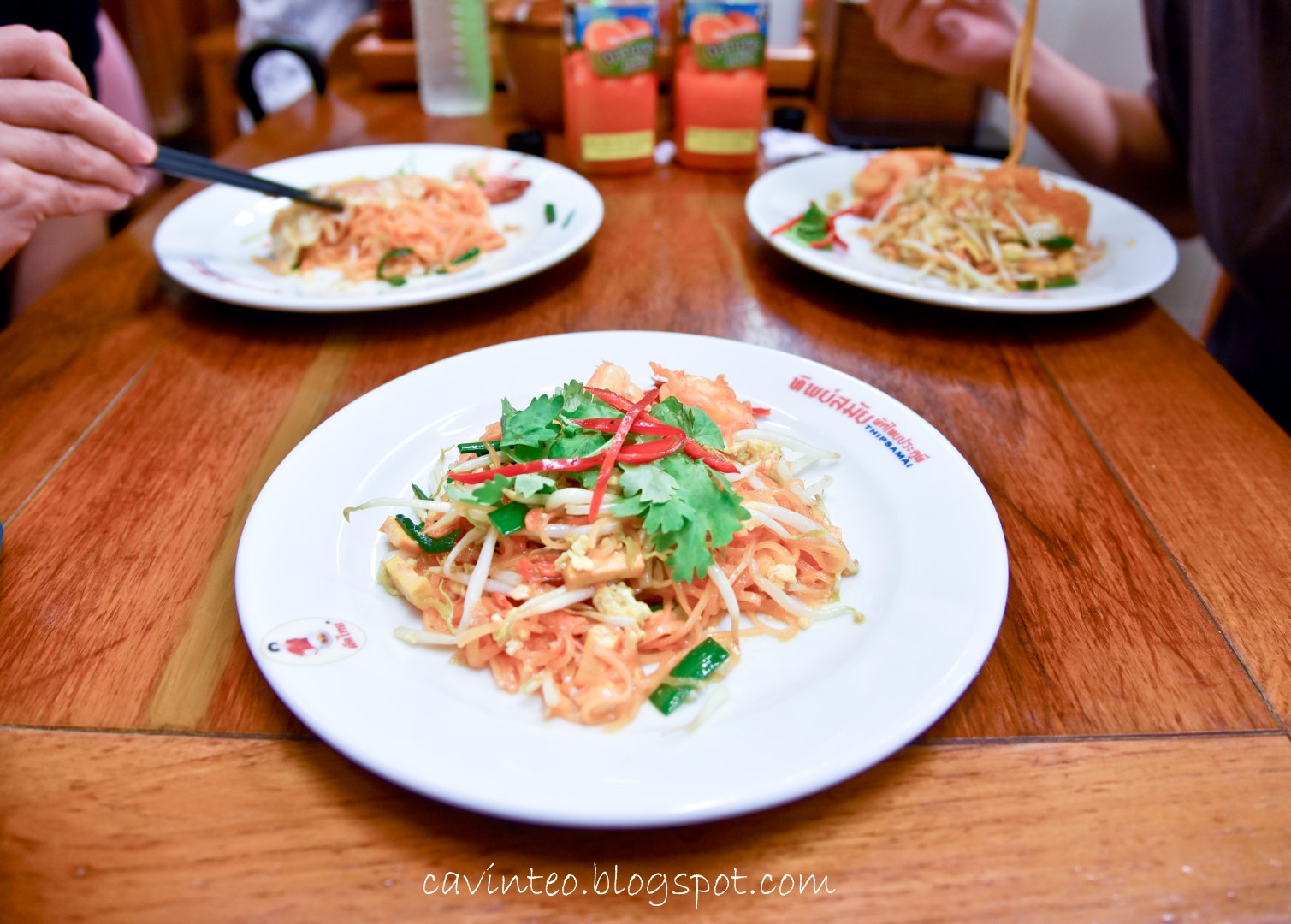 Entree Kibbles: Best Pad Thai Ever @ Thipsamai near Wat Saket [Bangkok ...
