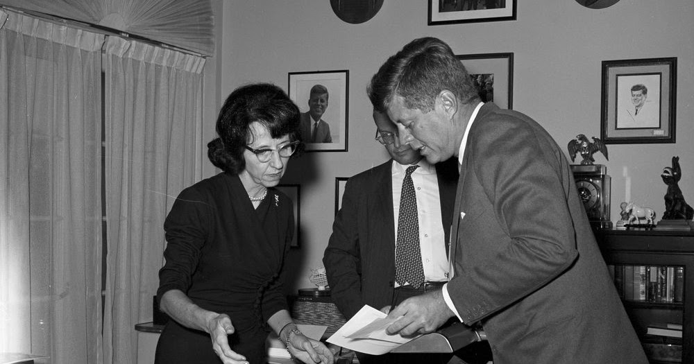 DVP's JFK ARCHIVES: JANUARY 1964 INTERVIEW WITH JFK'S SECRETARY, EVELYN ...