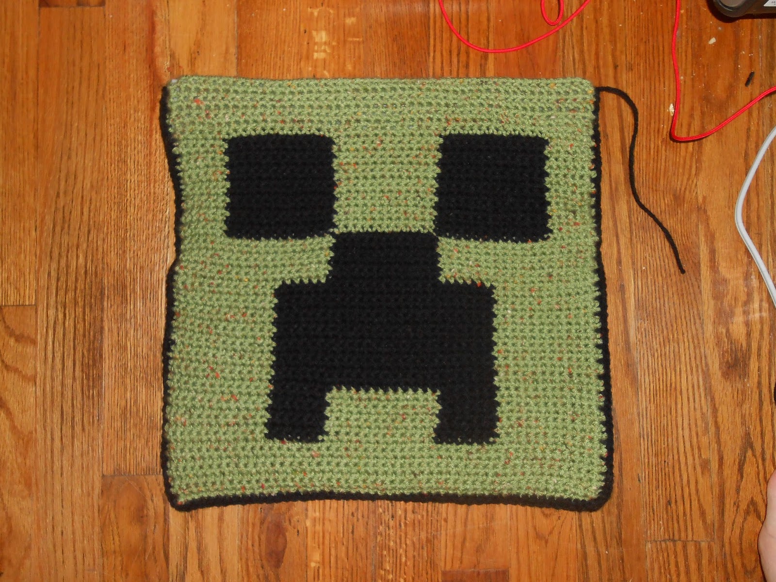 Through the Keyhole: Minecraft Monster Bag Pattern