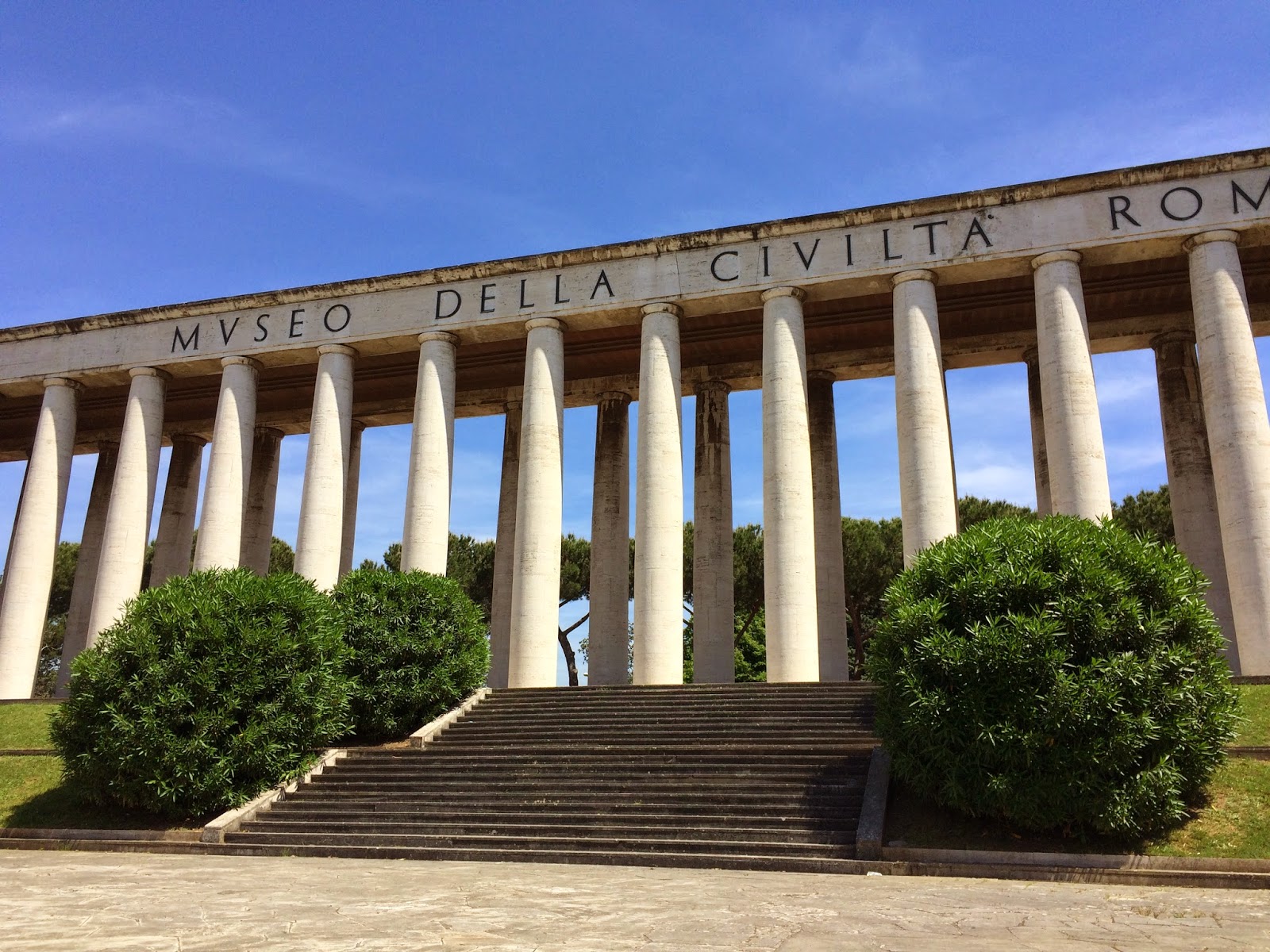 James Bond Locations: Funeral in Rome - SPECTRE teaser trailer