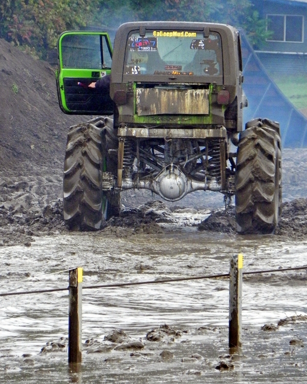 ActionshotsNH: VERMONSTER 4X4 - Bradford Mud Races - September 2012