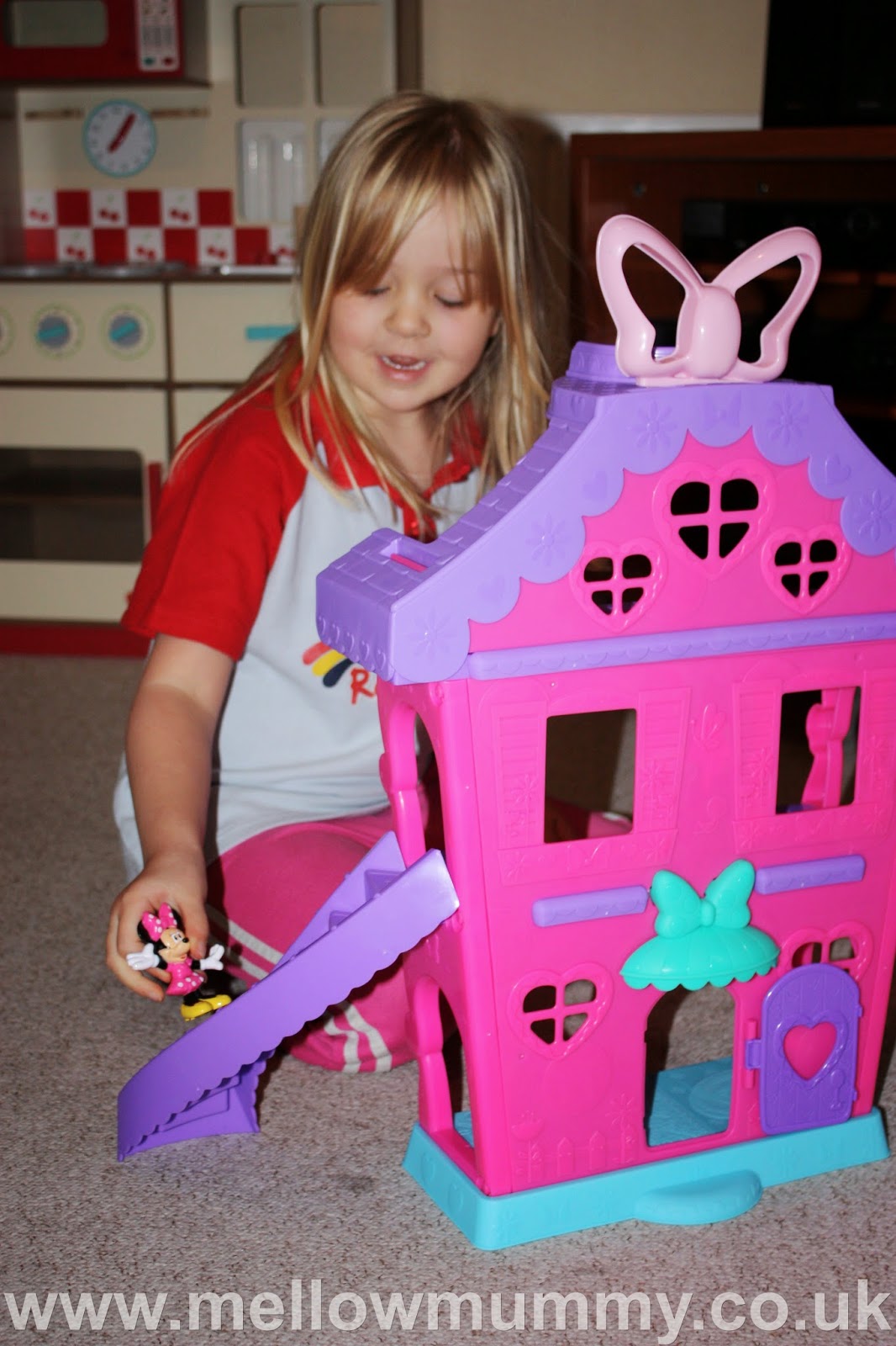 Mellow Mummy: Minnie Mouse Polka Dot House Review : Taking life as it ...