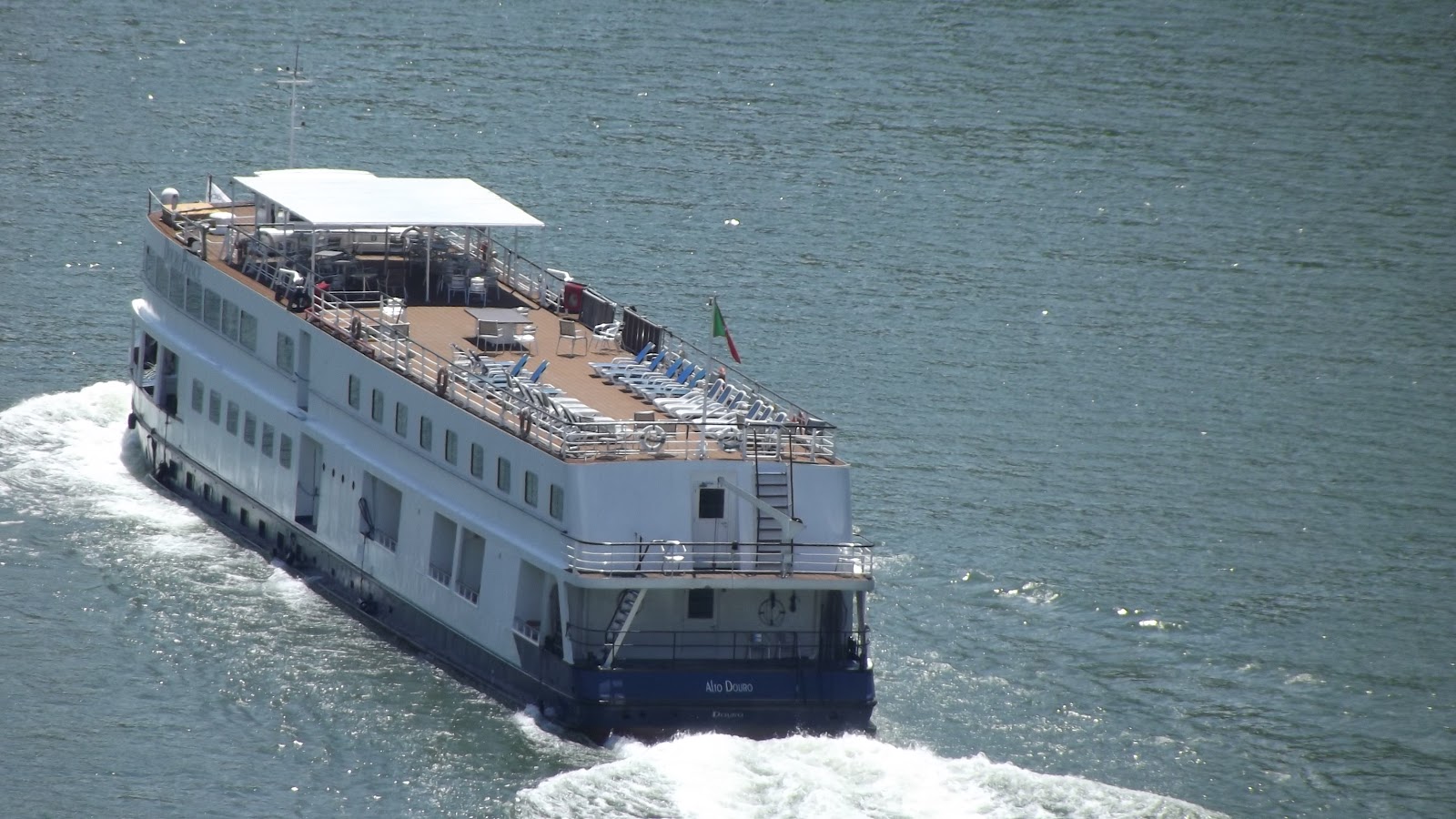 A NOSSA TERRA "FRENDE-BAIÃO"