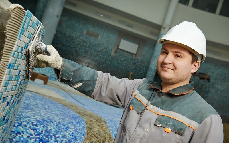 the AUSSiE Info: Tips for Hiring the Best Pool Builders