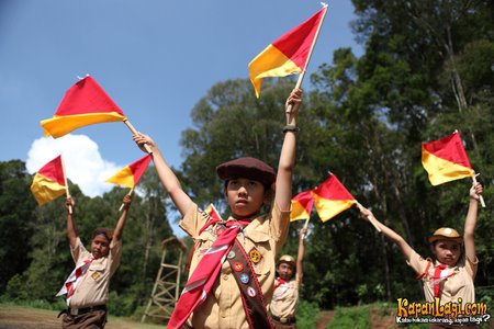 This is my First Experience: Sinopsis Film 5 Elang