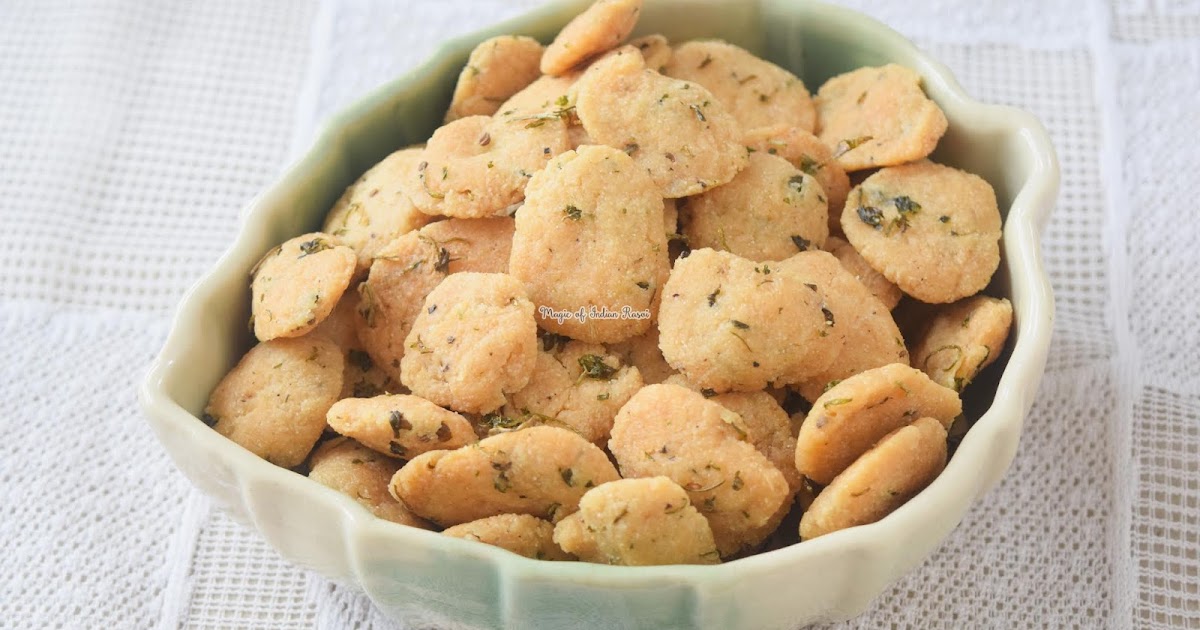 Methi Rava Mathri Recipe - Suji Khasta Mathri Recipe | Magic of Indian ...