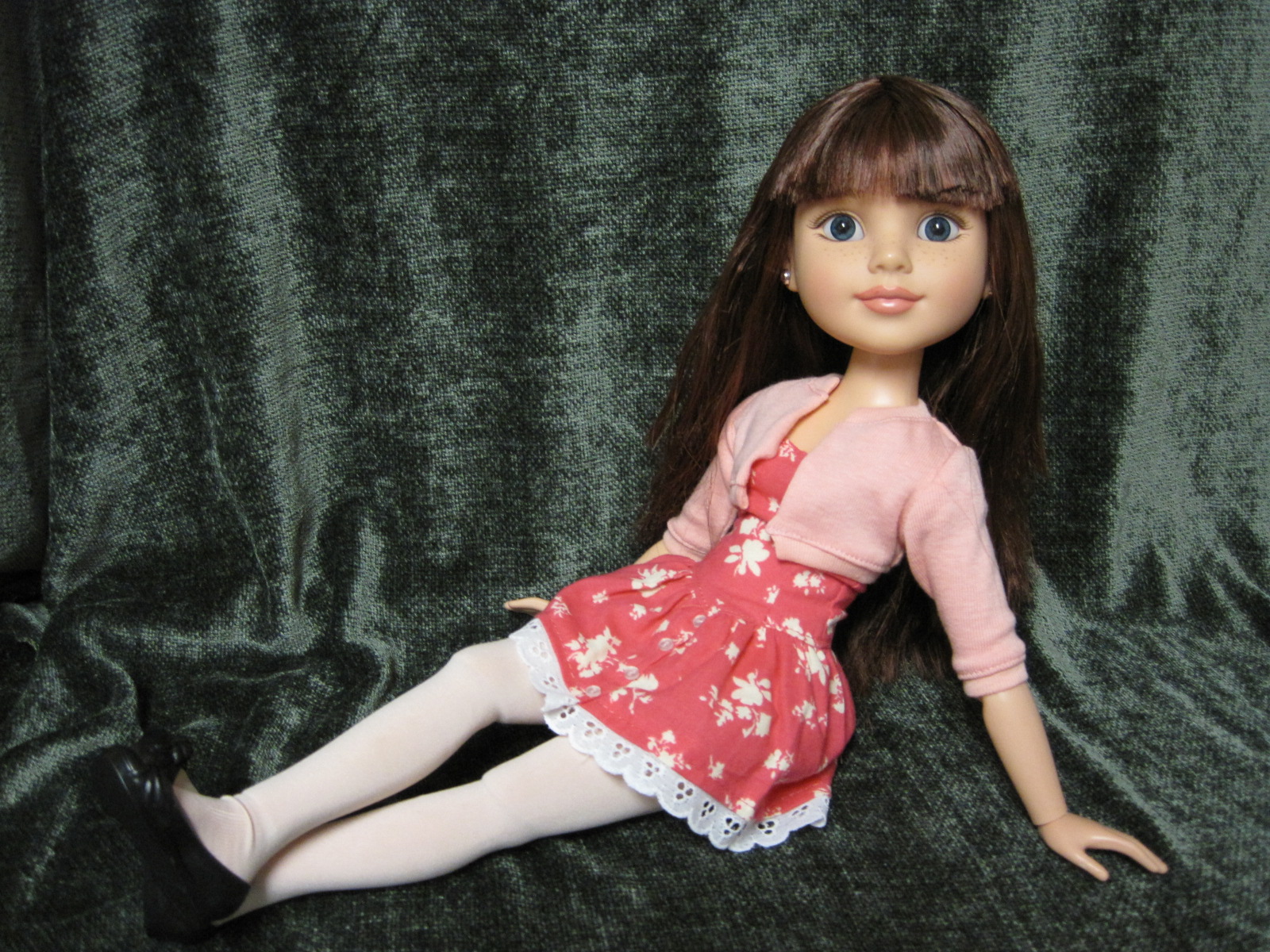 Never Grow Up: A Mom's Guide to Dolls and More: BFC Ink Dolls ...