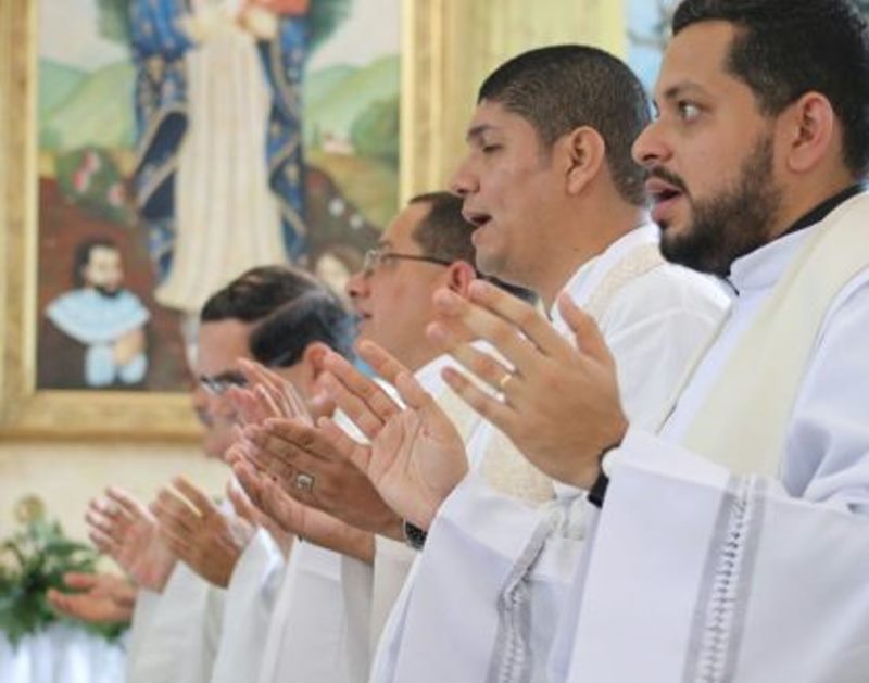 DelegaciÓn Apostolado Seglar Segovia ¿quÉ Diferencia Hay Entre Un