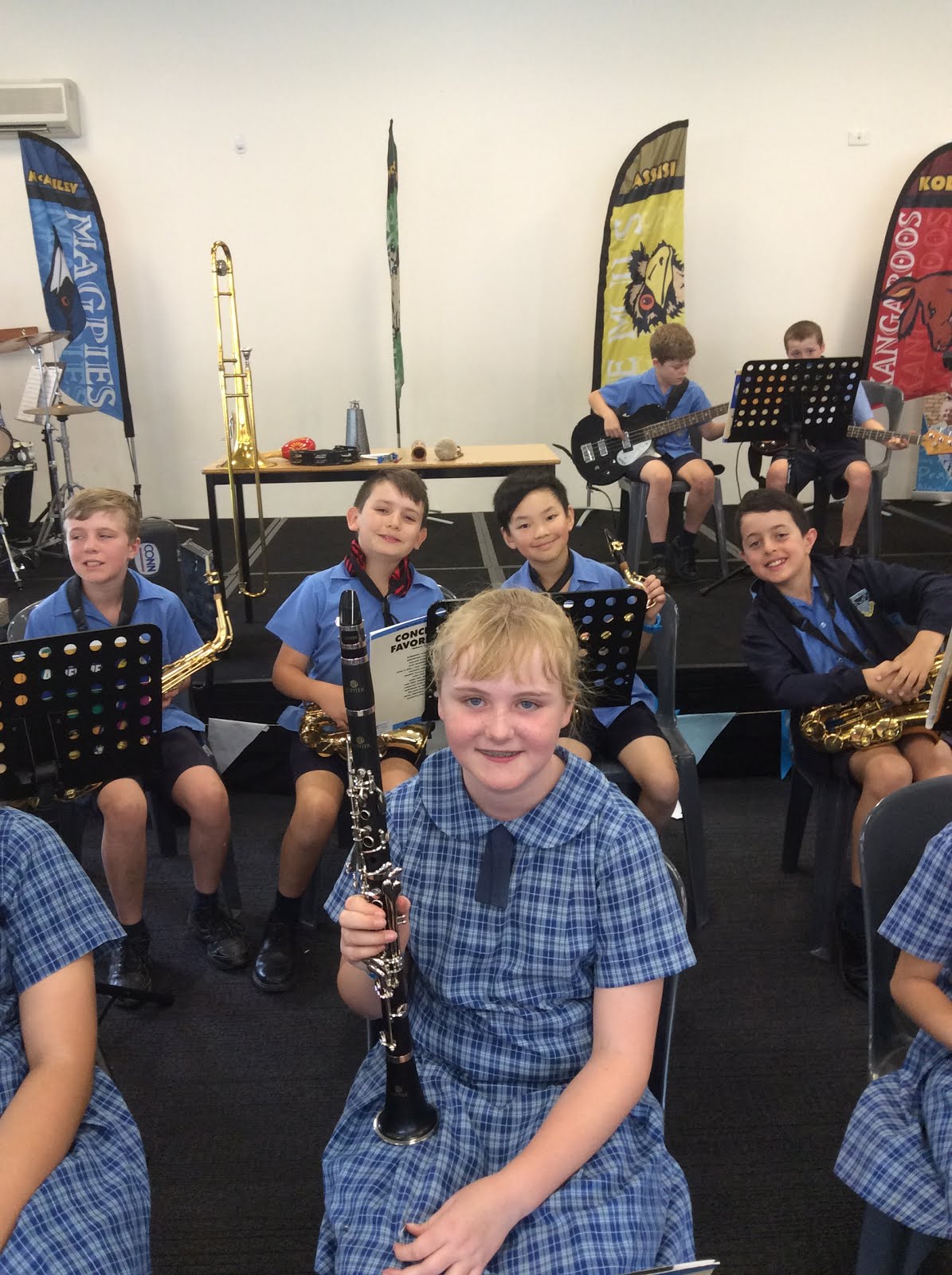 Famous Fours: Photos