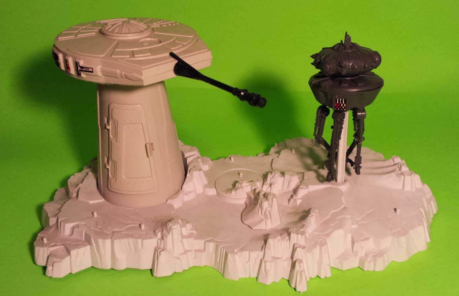 Vintage Star Wars toys and collectibles.: Hoth turret and Probot playset