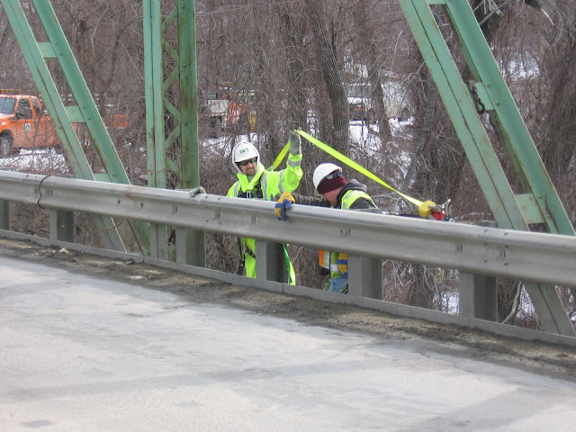 The Popperville Town Hall: NH DOT Inspection Of Hinsdale's Rt 119 Bridge