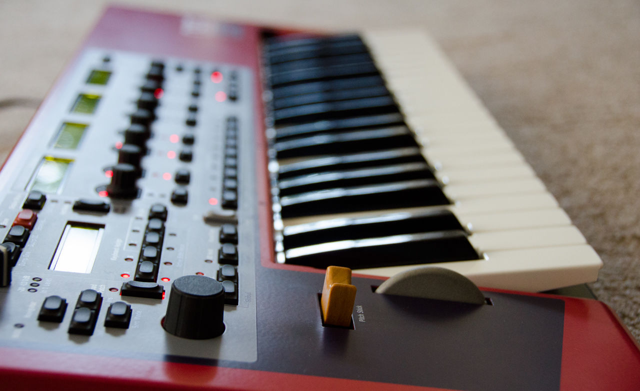 MATRIXSYNTH: Clavia Nord Modular G2 Synthesizer