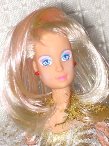 SPRINKLES AND PUFFBALLS: JEM is Truly Outrageous