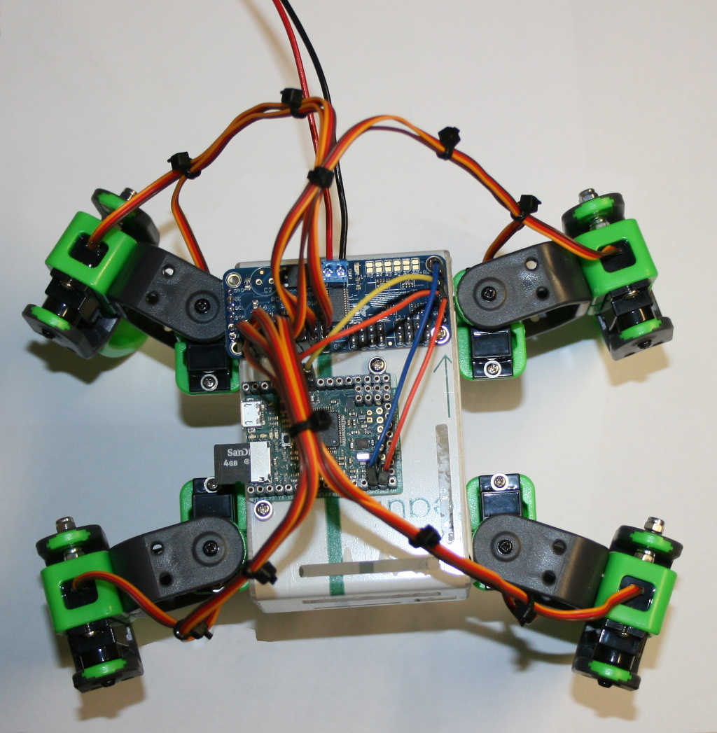Doggy - un robot 4 pattes, 8 servos pour Arduino, MicroPython et ...