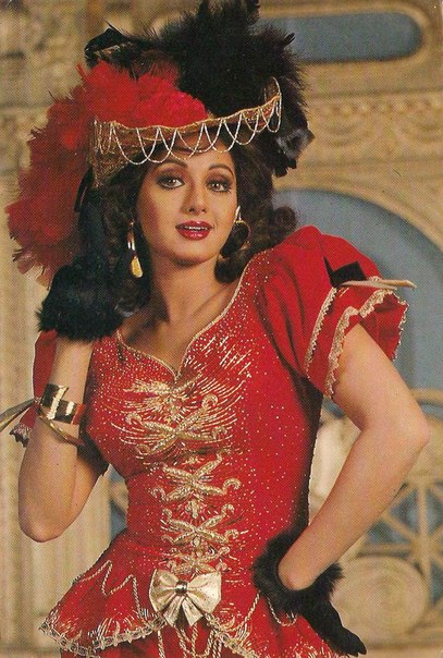 Sridevi: Sridevi on the sets of Roop Ki Rani Choron Ka Raja: Title song ...