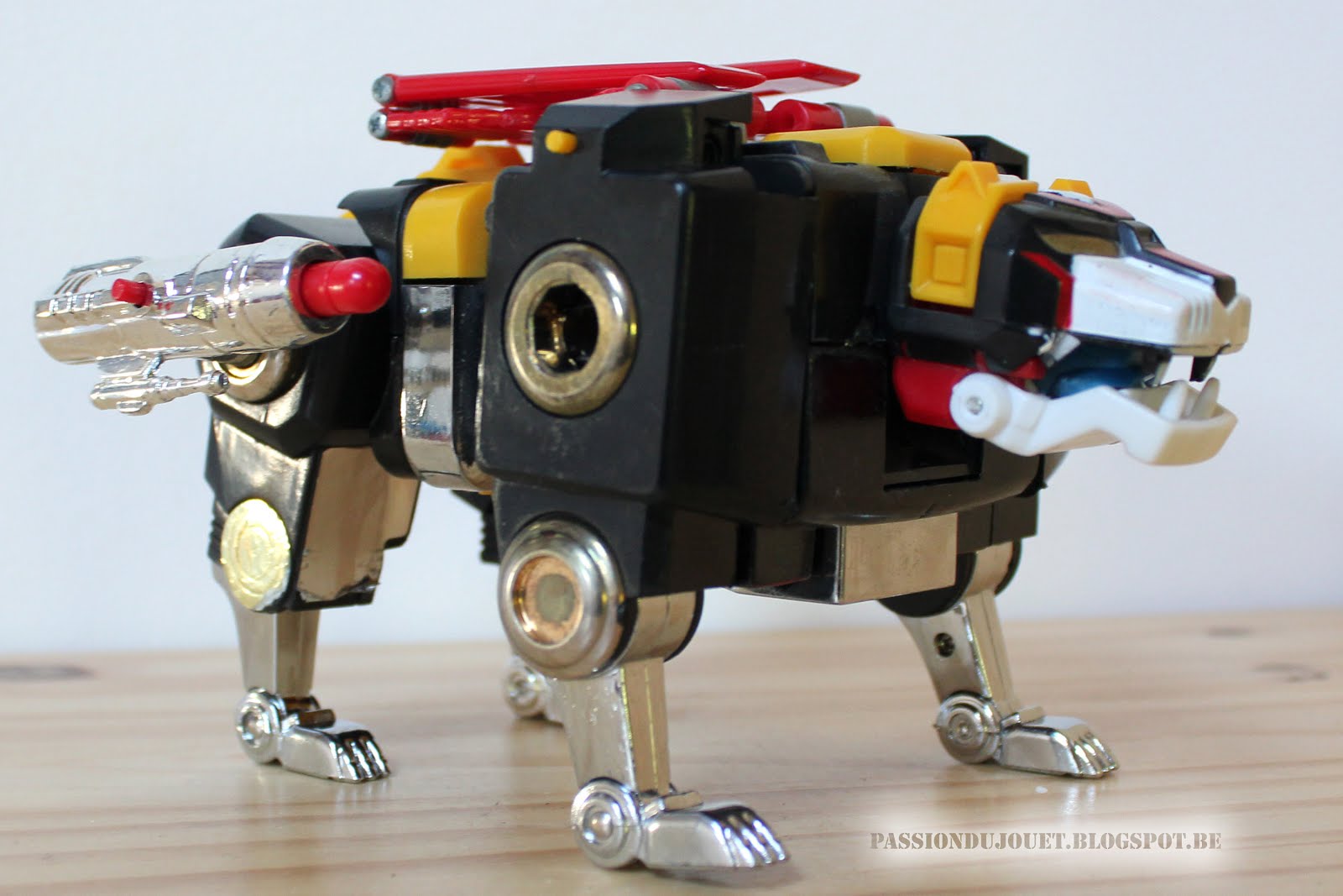 COLLECTIONNEUR DU JOUET: VOLTRON aka Golion ou LionBot