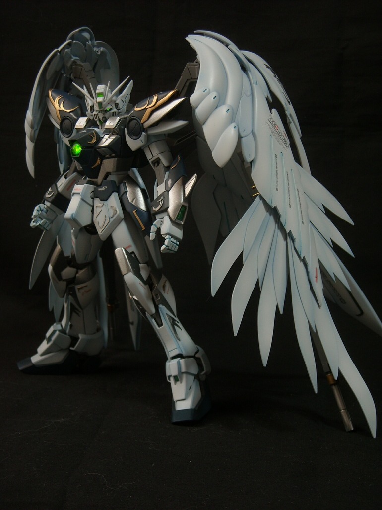 Custom Build: MG 1/100 Wing Gundam Zero EW