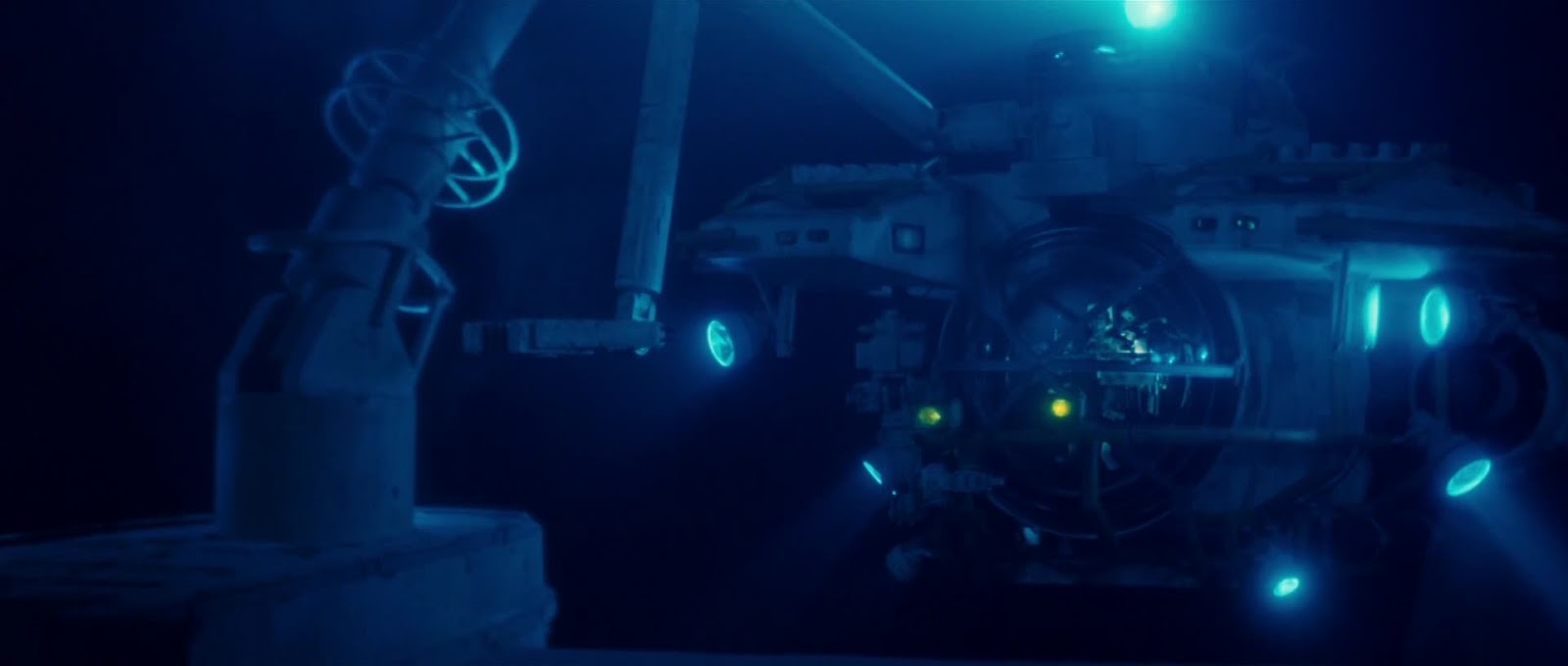 model ships in the cinema: The Abyss 1989 Part 5