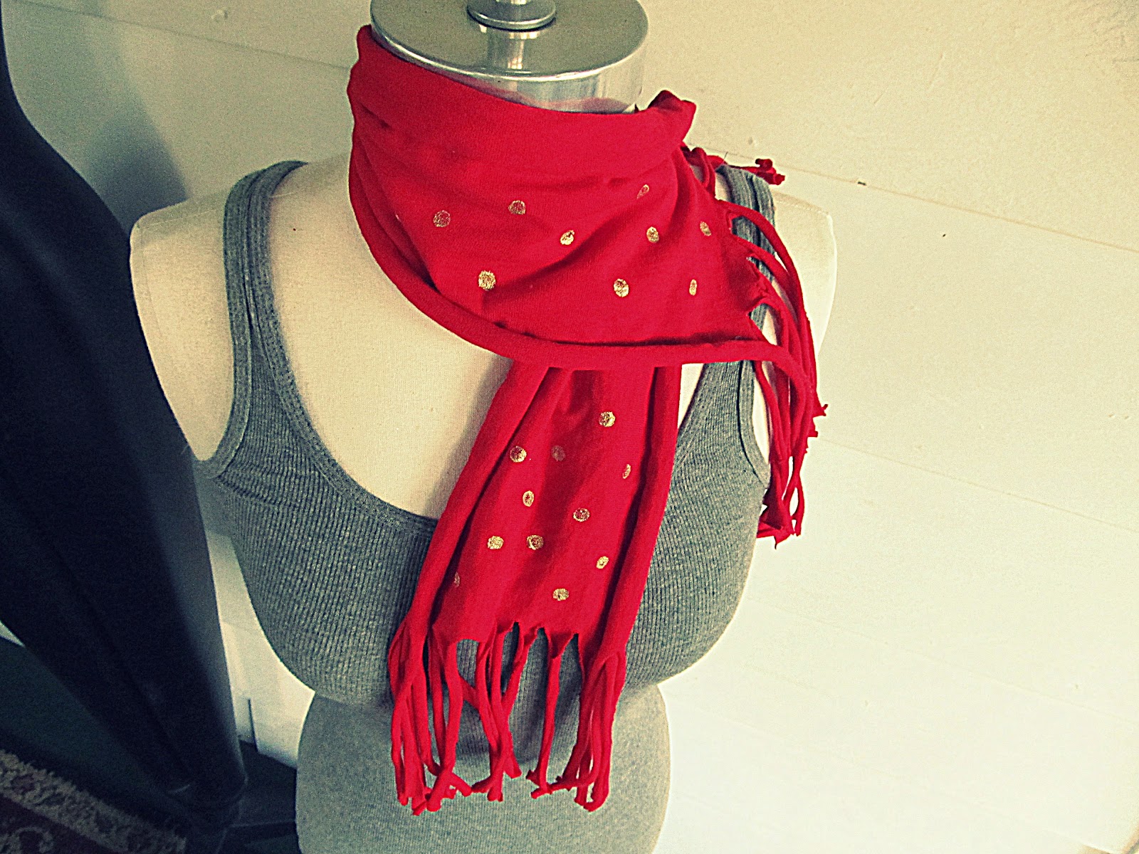 WobiSobi: Red T-shirt Scarf With Gold Polka Dots, DIY