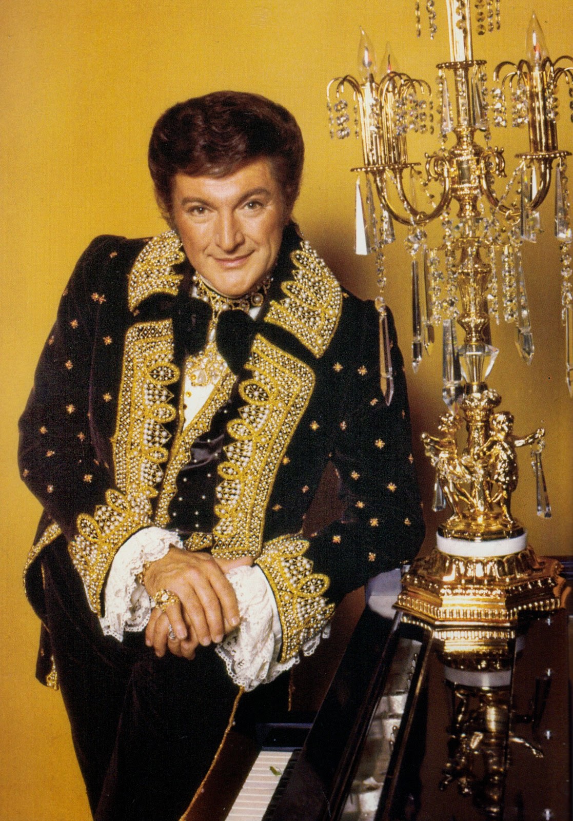A VERY LUSH BUDGET: LIBERACE GLAMOUR : BEHIND THE CANDELABRA