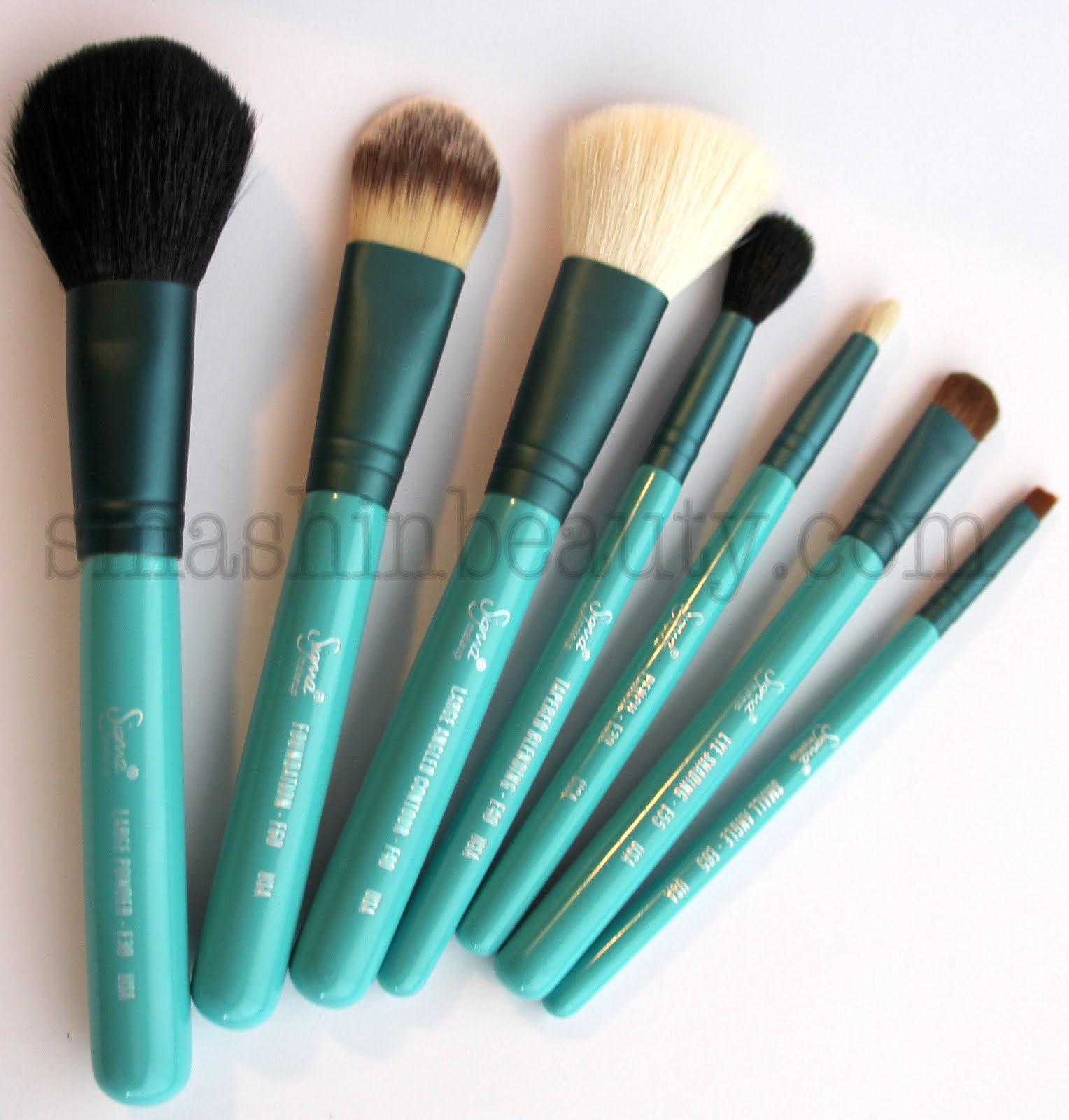 Sigma Brushes Make Me Cool Travel Kit Review - SmashinBeauty