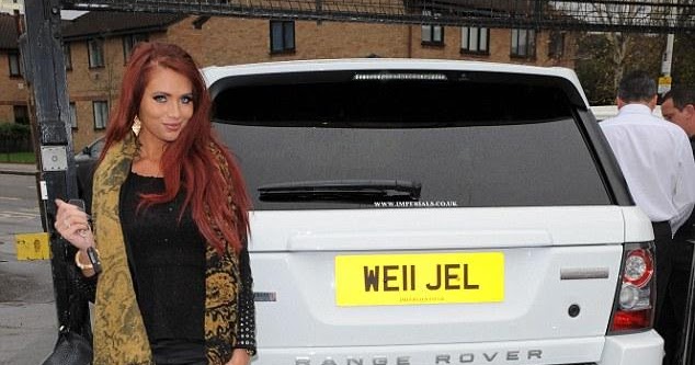 Kemi Online ♥: TOWIE Amy Childs £80,000 Well Jel Customized Number Plate