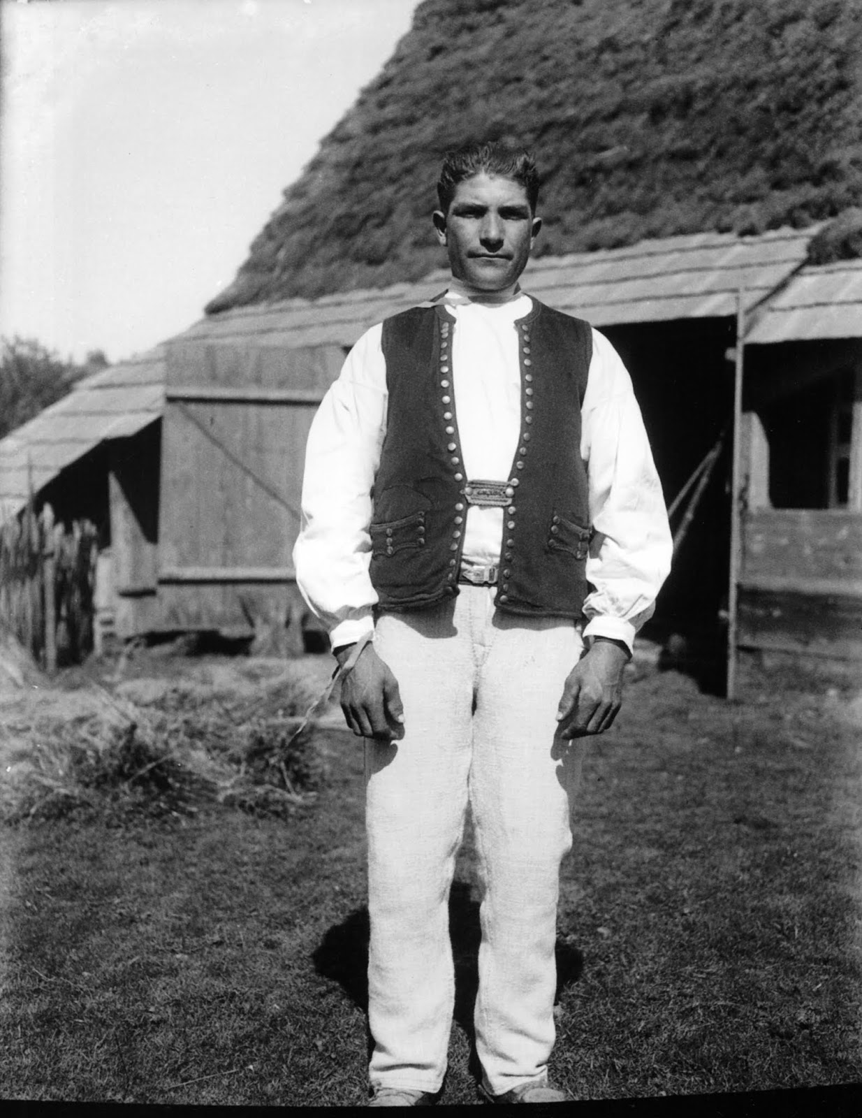 FolkCostume&Embroidery: Overview of the costumes of the Lemkos / Rusyns ...