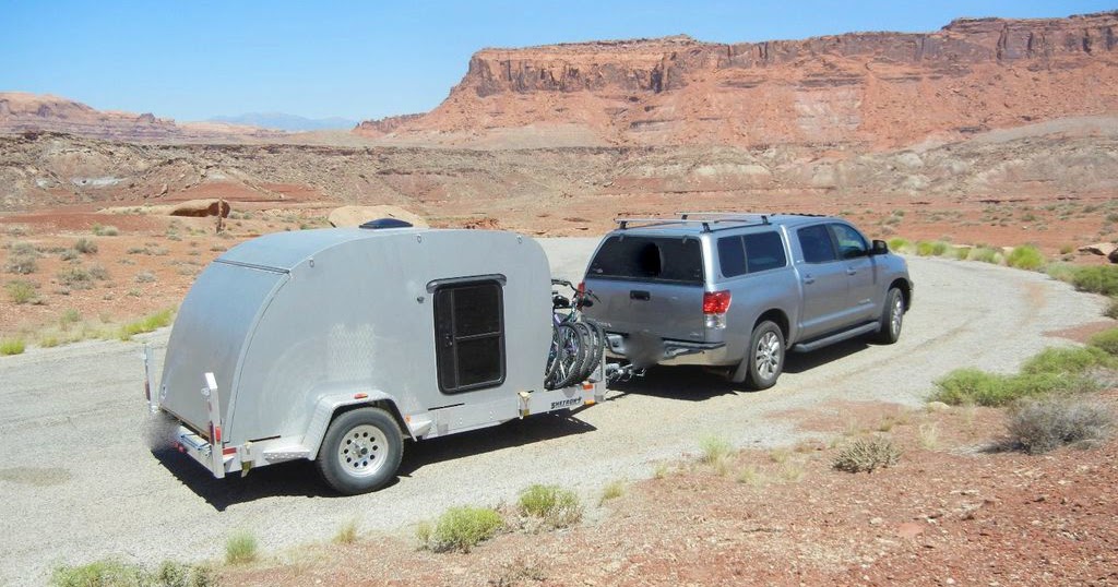 Tiny Yellow Teardrop: Friday Teardrop Photo