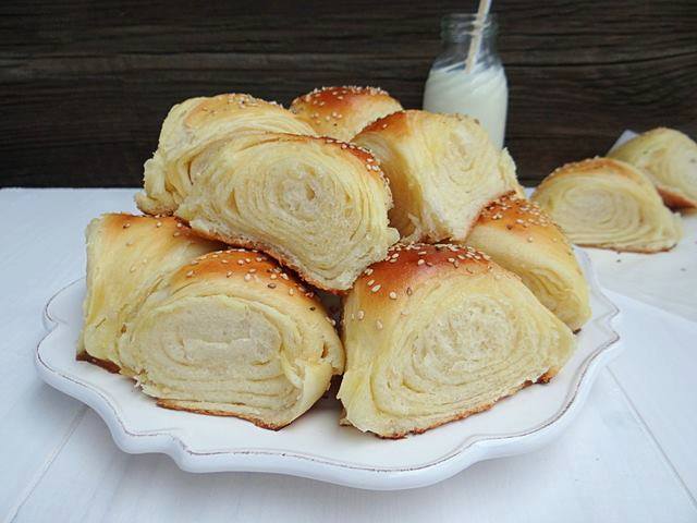 PECIVO ZA KOJIM SU SVI POLUDELI A DECI JE OMILJENO ZA DORUČAK!!! Pecivo ...