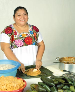 cocinauinicyucatan: el uinic yucatan, 500 años de historia culinaria