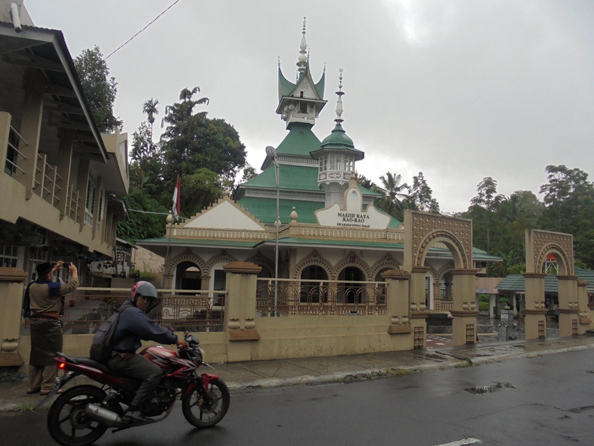 SENI LAMA MELAYU (MALAY OLDEN ART): Masjid raya (Main mosque of) Rao Rao