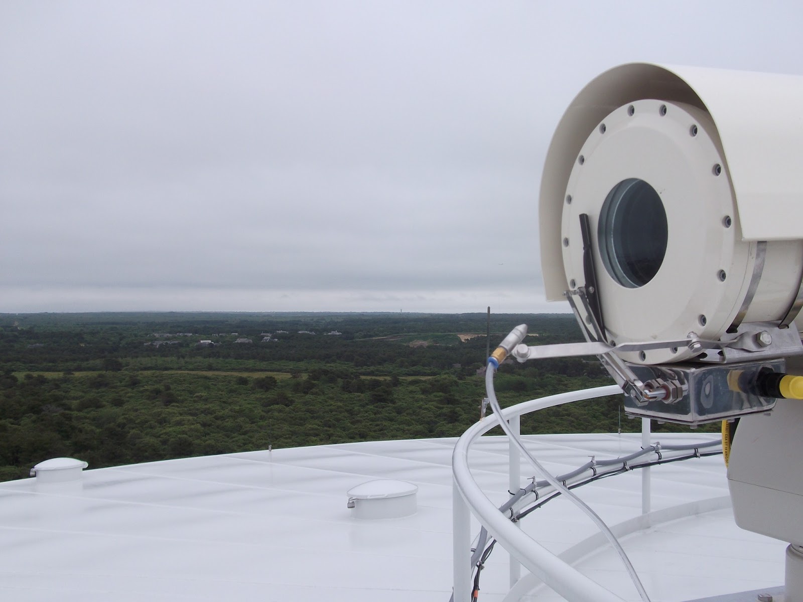 Very Long Range Maritime, Marine, Ports color & IR surveillance camera