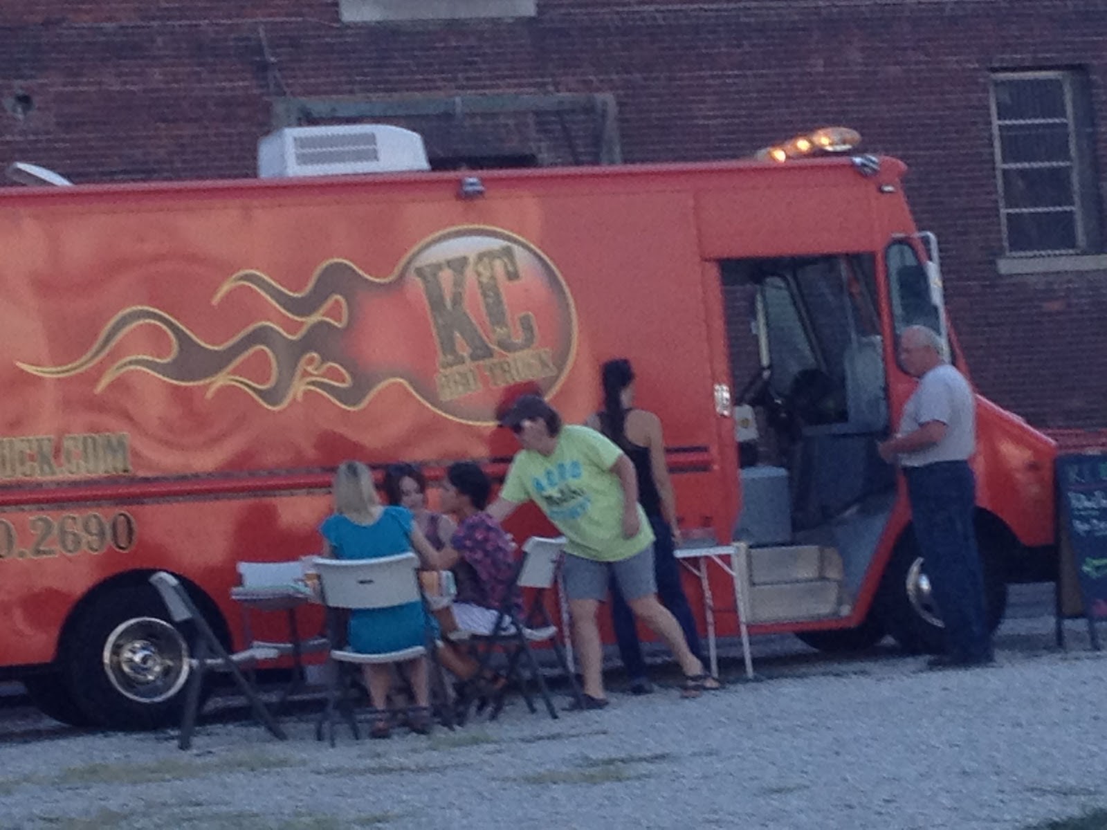 Living Kansas City: KC BBQ Is A Scrumptious Food Choice At Kansas City ...