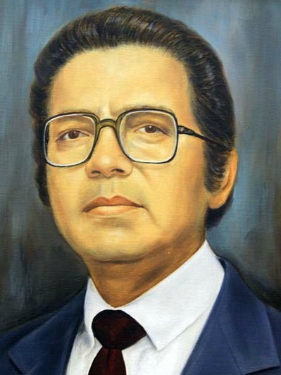 SEMANARIO Y PUNTO: LOCAL