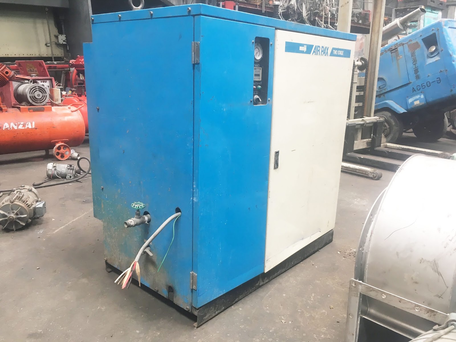 Products: J9 Box Air Compressor Meiji Air Pax Two Stage APT-75AK 60HZ