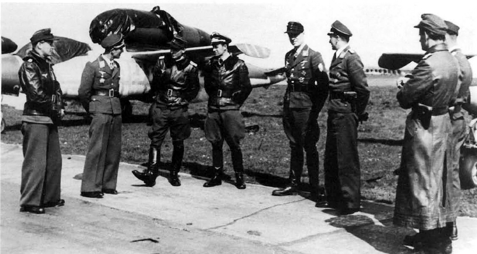 Men of Wehrmacht: Officers of JG 1 at Leck Airfield