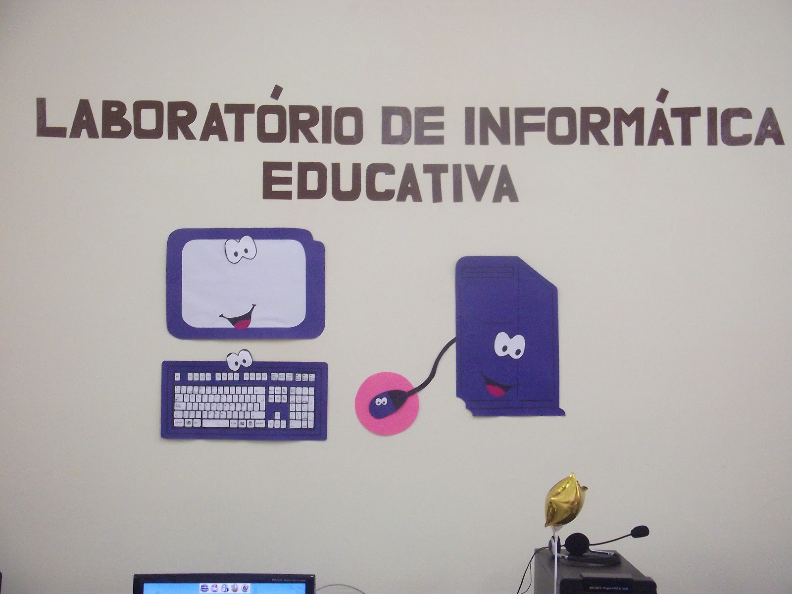 Infoeducação Mesquita: Estrutura do Laboratório de Informática Educativa