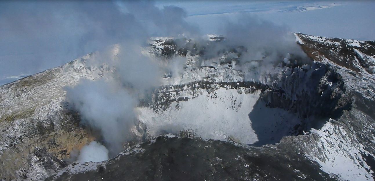Mt Erebus: A Search and Rescue Exercise in Antarctica | Whale of a Time