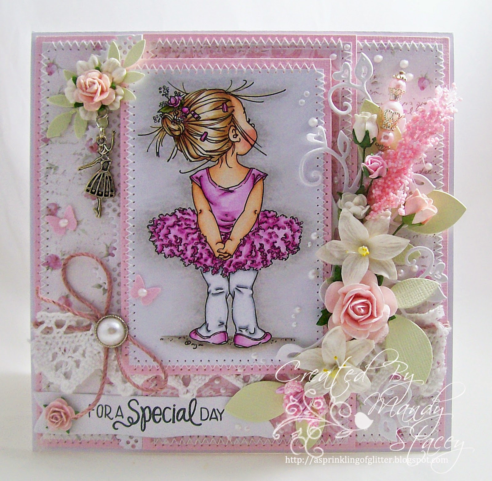 A Sprinkling of Glitter: Pretty Little Ballerina