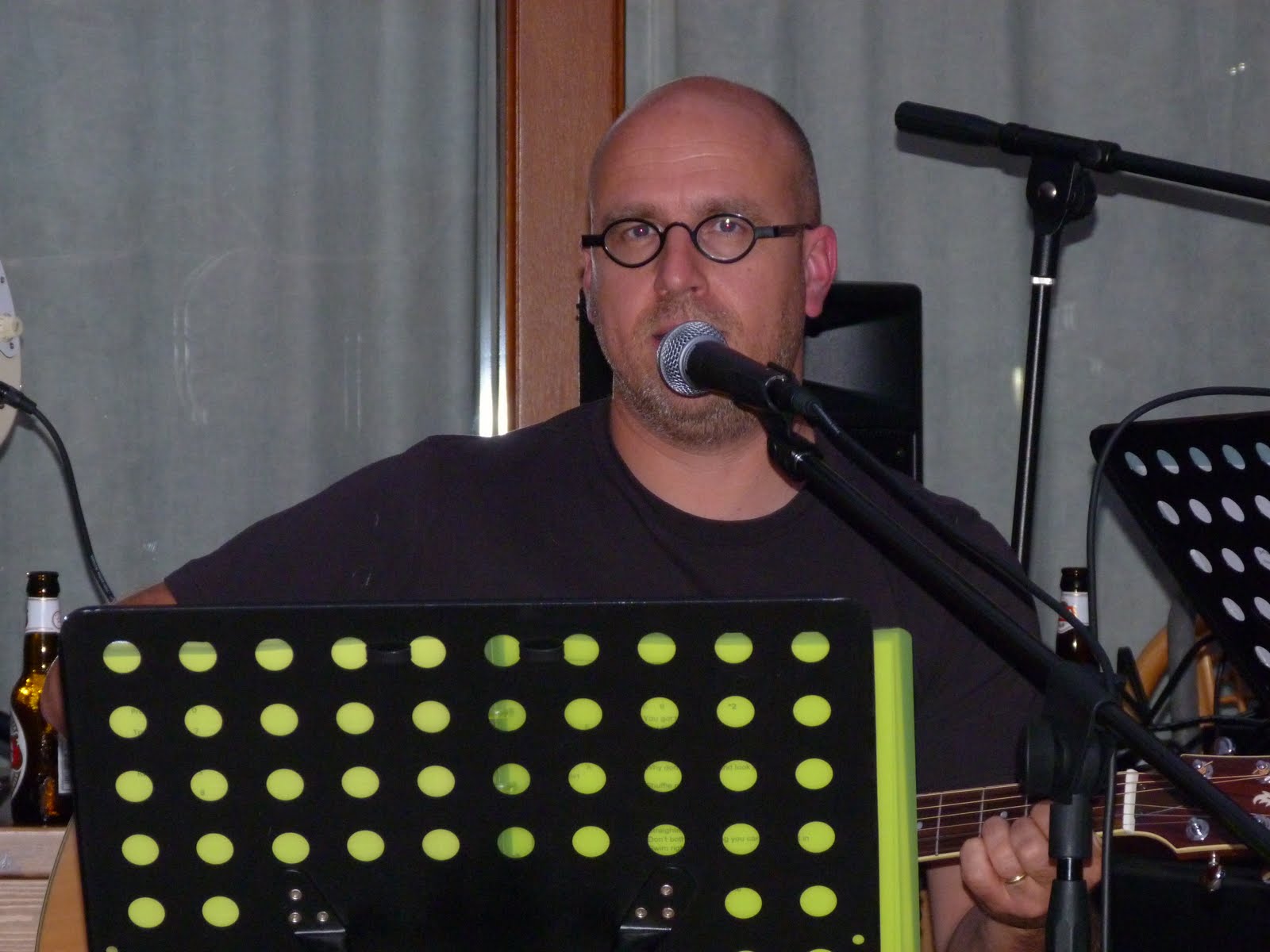 The Night Caps akoestisch: Verjaardag zuster Cent