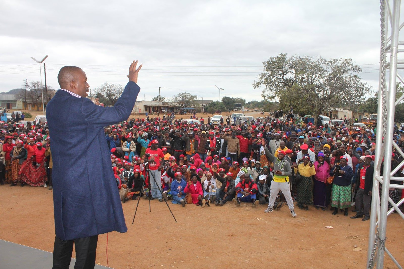 PICS : CHAMISA MATAGA RALLY newsdzeZimbabweNewsdzeZimbabwe
