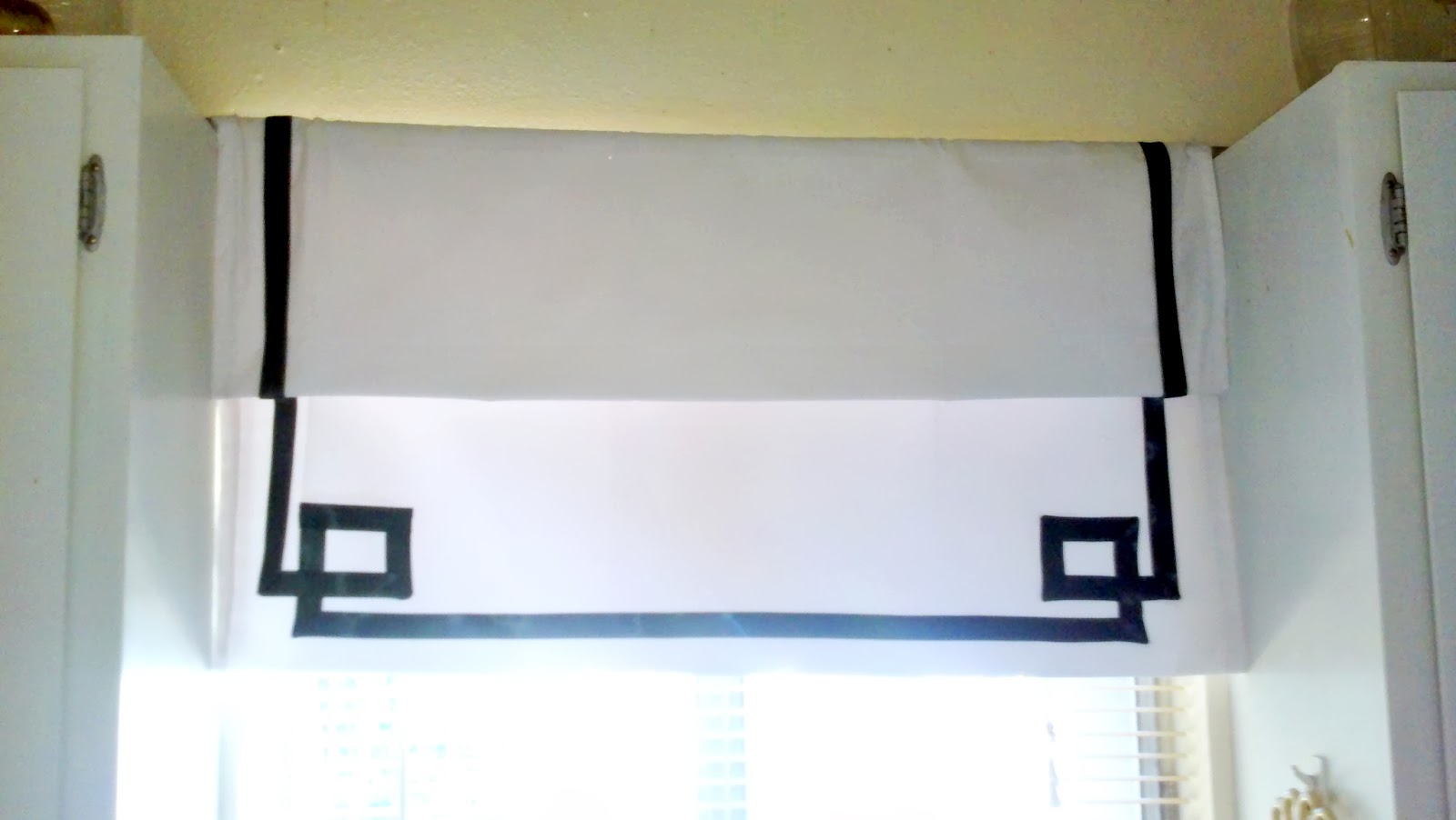 J.S.Lately Design: FAUX GREEK KEY SHADE